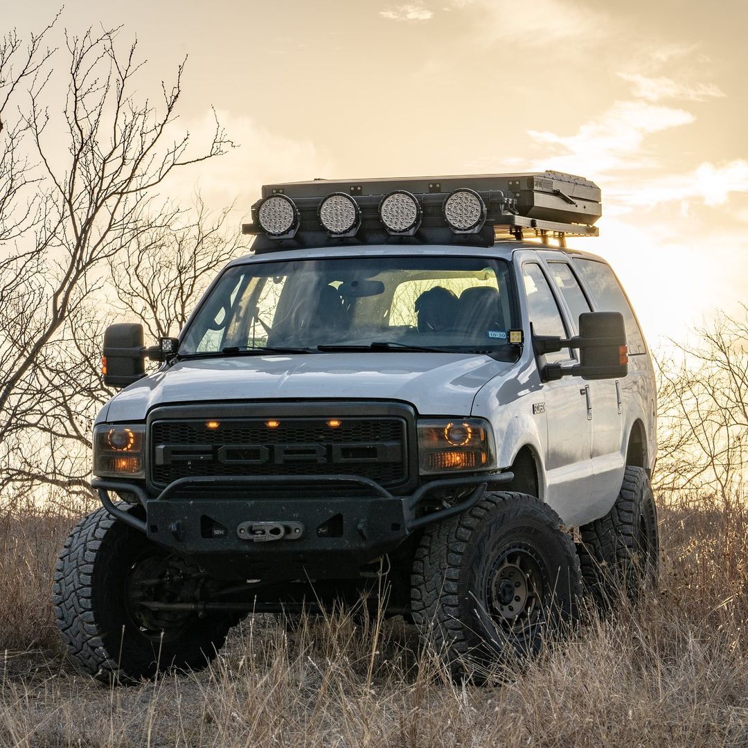 Ford Excursion (2000-2005) | Aspire Auto Accessories