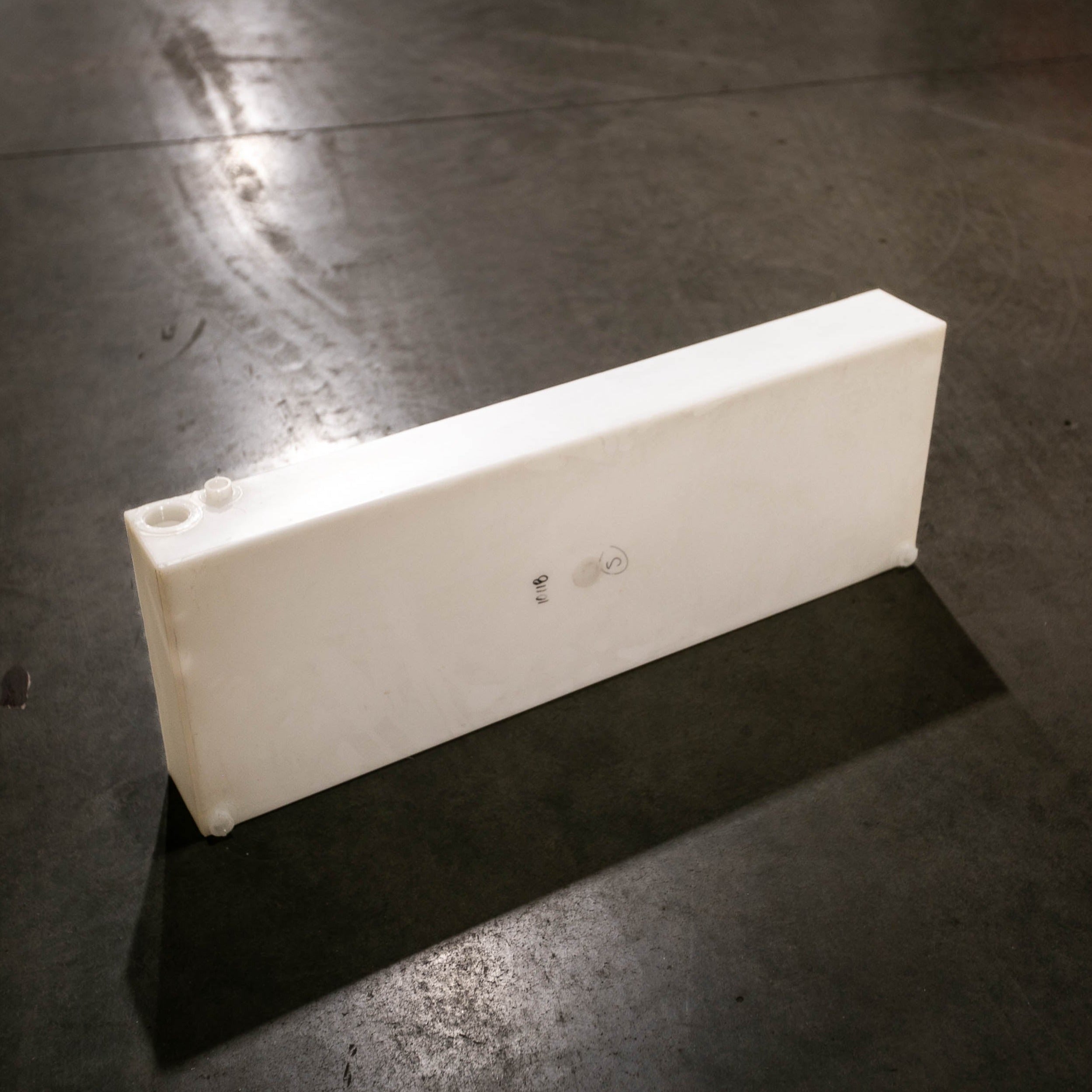 Alu-Cab Lower Bulkhead 12 Gallon Water Tank | Aspire Auto Accessories